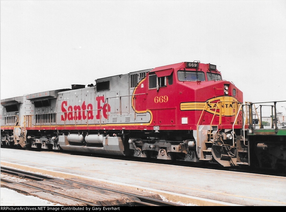 ATSF 669